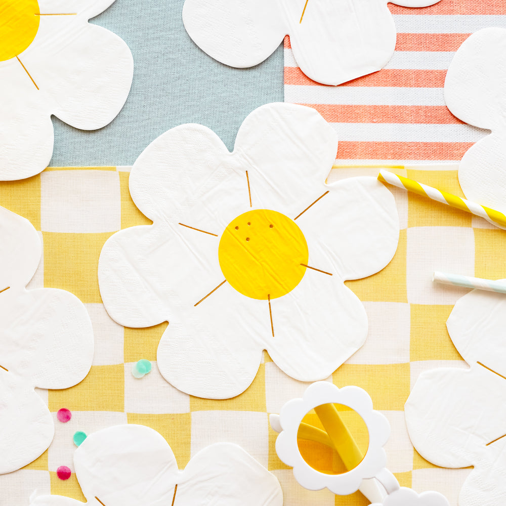 Daisy Shaped Paper Napkins - Pack of 16 | Party Packs