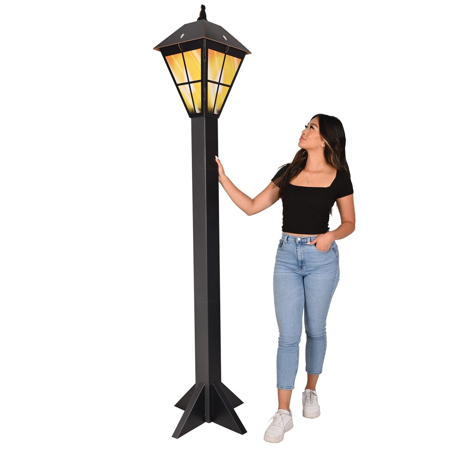 3D Lamppost Cardboard Prop - 2.13m – Party Packs